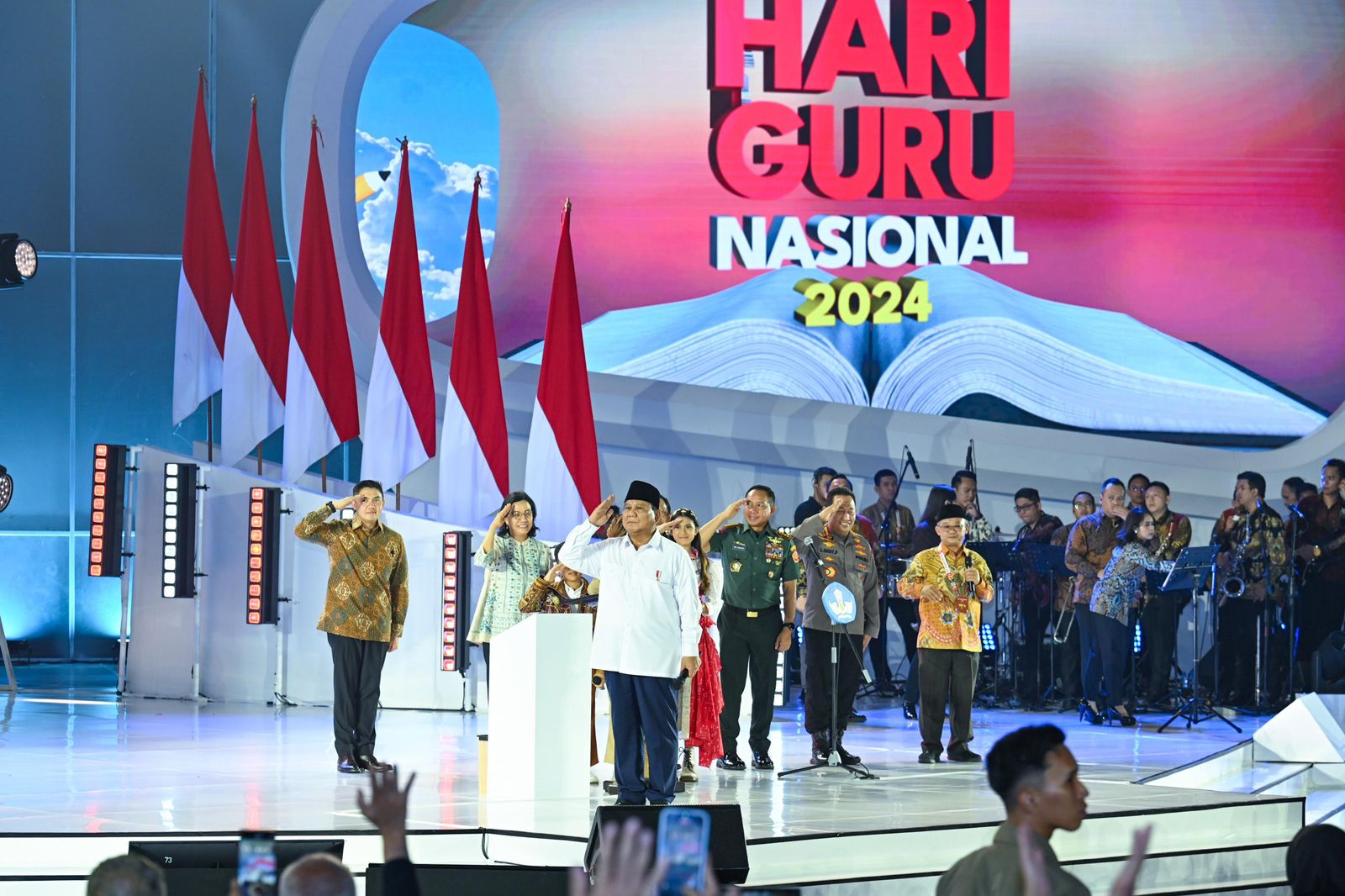 Hari Guru Nasional 2024: Peran Besar Guru untuk Mewujudkan Indonesia ...