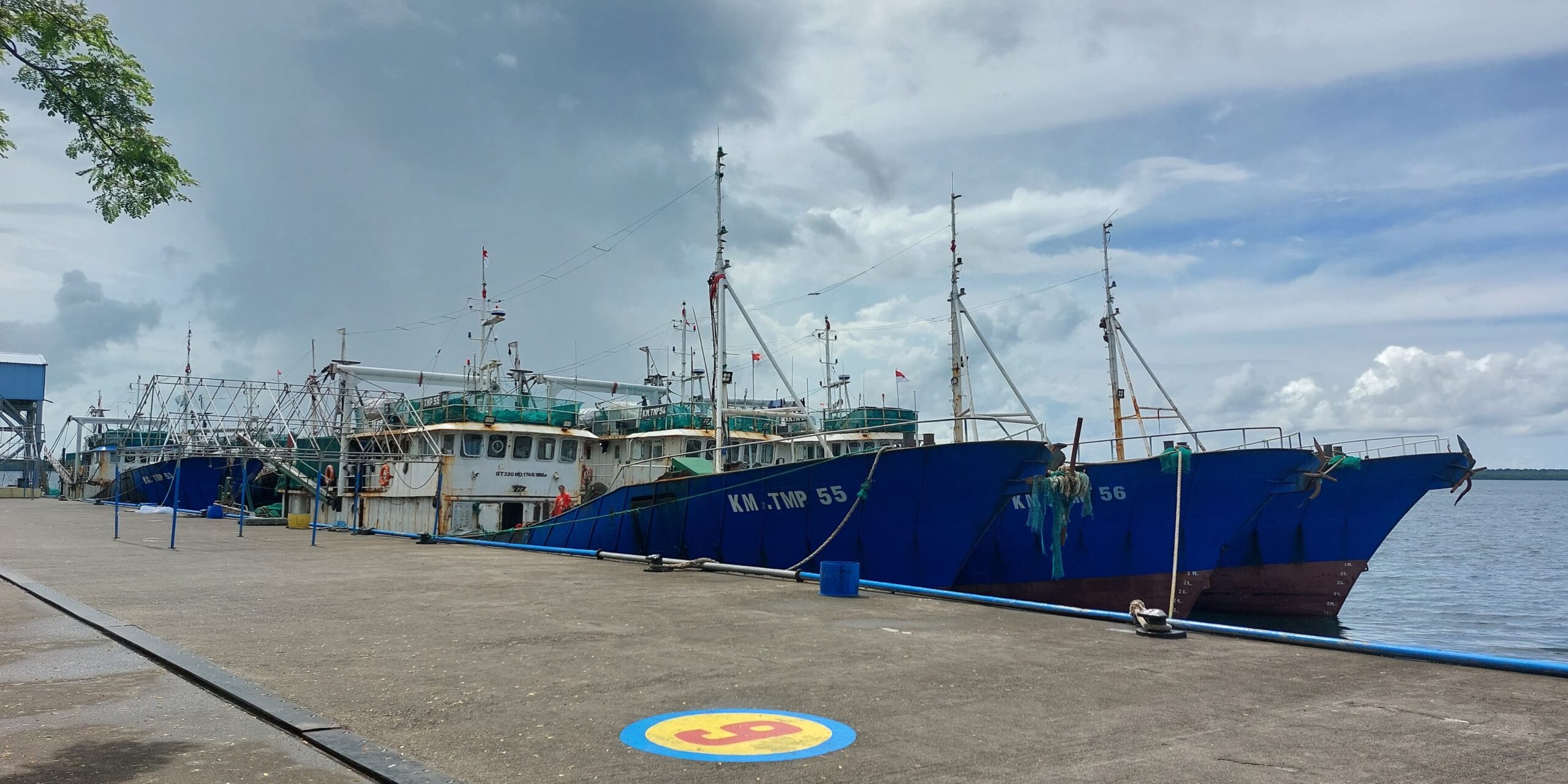 KEMENTERIAN KELAUTAN DAN PERIKANAN REPUBLIK INDONESIA KKP Dorong ...